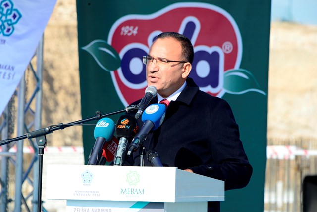 KONYA’NIN EN BÜYÜK CAMİSİNİN TEMELİ ATILDI